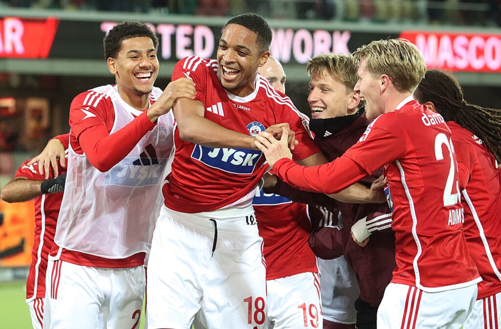 SIF kollapser i Kiel: Smider 2-0-føring på 10 mareridtsminutter! – SIF4ever.dk